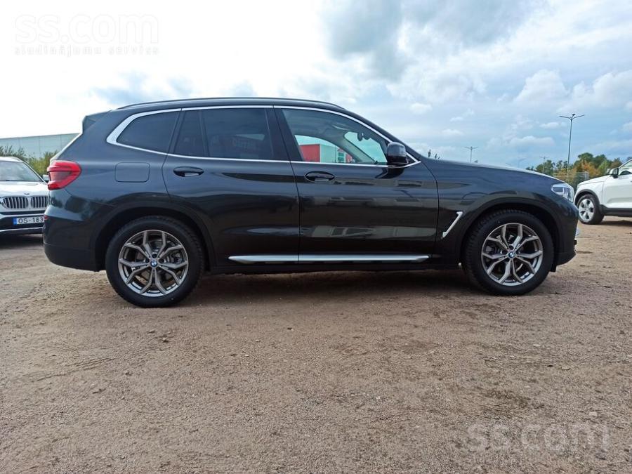 Grey BMW X3 2019 in Daugavpils, with an engine capacity of 2.00 L and mileage of 0 thousand km for 25700 €, photo 9 on AUTOMOTO.COM.LV