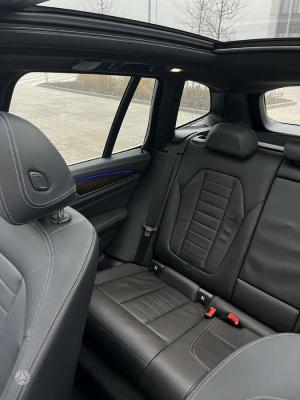 Pelēks BMW X3 2020 Viļņa, ar dzinēja tilpumu 2.00 L un nobraukumu 129 tūkst. km par 32500 €, foto 10 vietnē AUTOMOTO.COM.LV