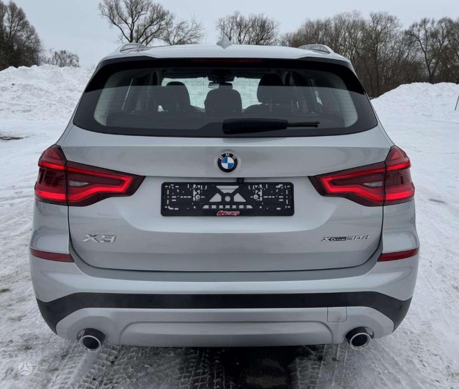 Pelēks BMW X3 2020 Panevēža, ar dzinēja tilpumu 2.99 L un nobraukumu 138 tūkst. km par 22900 €, foto 4 vietnē AUTOMOTO.COM.LV