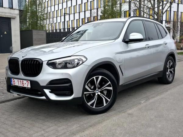 Grey BMW X3 2020 in Riga, with an engine capacity of 2.00 L and mileage of 122 thousand km for 23790 €, photo 3 on AUTOMOTO.COM.LV