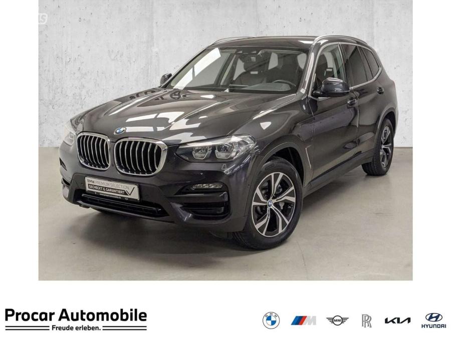 Pelēks BMW X3 2021 Kauņa, ar dzinēja tilpumu 2.00 L un nobraukumu 84 tūkst. km par 32045 €, foto 1 vietnē AUTOMOTO.COM.LV