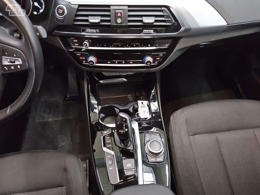 Grey BMW X3 2021 in Kaunas, with an engine capacity of 2.00 L and mileage of 92 thousand km for 28276 €, photo 6 on AUTOMOTO.COM.LV
