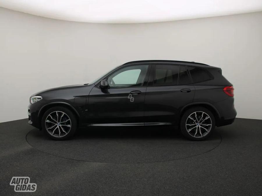 Grey BMW X3 2021 in Vilnius, with an engine capacity of 2.00 L and mileage of 169 thousand km for 27499 €, photo 7 on AUTOMOTO.COM.LV