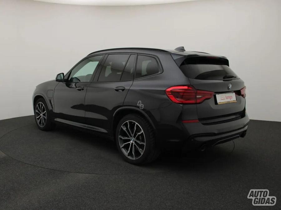 Grey BMW X3 2021 in Vilnius, with an engine capacity of 2.00 L and mileage of 169 thousand km for 27499 €, photo 8 on AUTOMOTO.COM.LV
