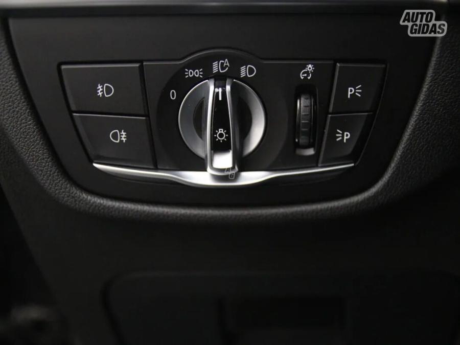 Grey BMW X3 2021 in Vilnius, with an engine capacity of 2.00 L and mileage of 169 thousand km for 27499 €, photo 28 on AUTOMOTO.COM.LV