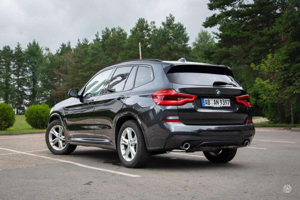 Grey BMW X3 2021 in Elektrenai, with an engine capacity of 2.00 L and mileage of 212 thousand km for 24350 €, photo 5 on AUTOMOTO.COM.LV