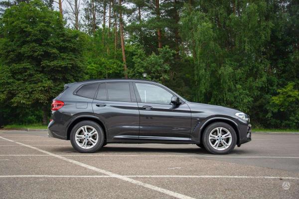 Grey BMW X3 2021 in Elektrenai, with an engine capacity of 2.00 L and mileage of 212 thousand km for 24350 €, photo 8 on AUTOMOTO.COM.LV