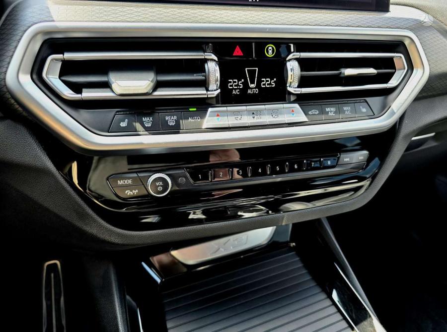 Pelēks BMW X3 2021 Tauragė, ar dzinēja tilpumu 3.00 L un nobraukumu 298 tūkst. km par 25700 €, foto 20 vietnē AUTOMOTO.COM.LV