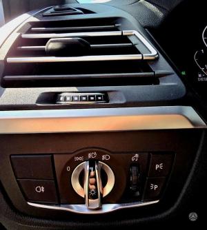 Pelēks BMW X3 2021 Tauragė, ar dzinēja tilpumu 3.00 L un nobraukumu 298 tūkst. km par 25700 €, foto 22 vietnē AUTOMOTO.COM.LV