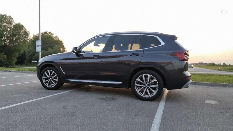 Grey BMW X3 2021 in Klaipeda, with an engine capacity of 1.99 L and mileage of 160 thousand km for 32000 €, photo 1 on AUTOMOTO.COM.LV