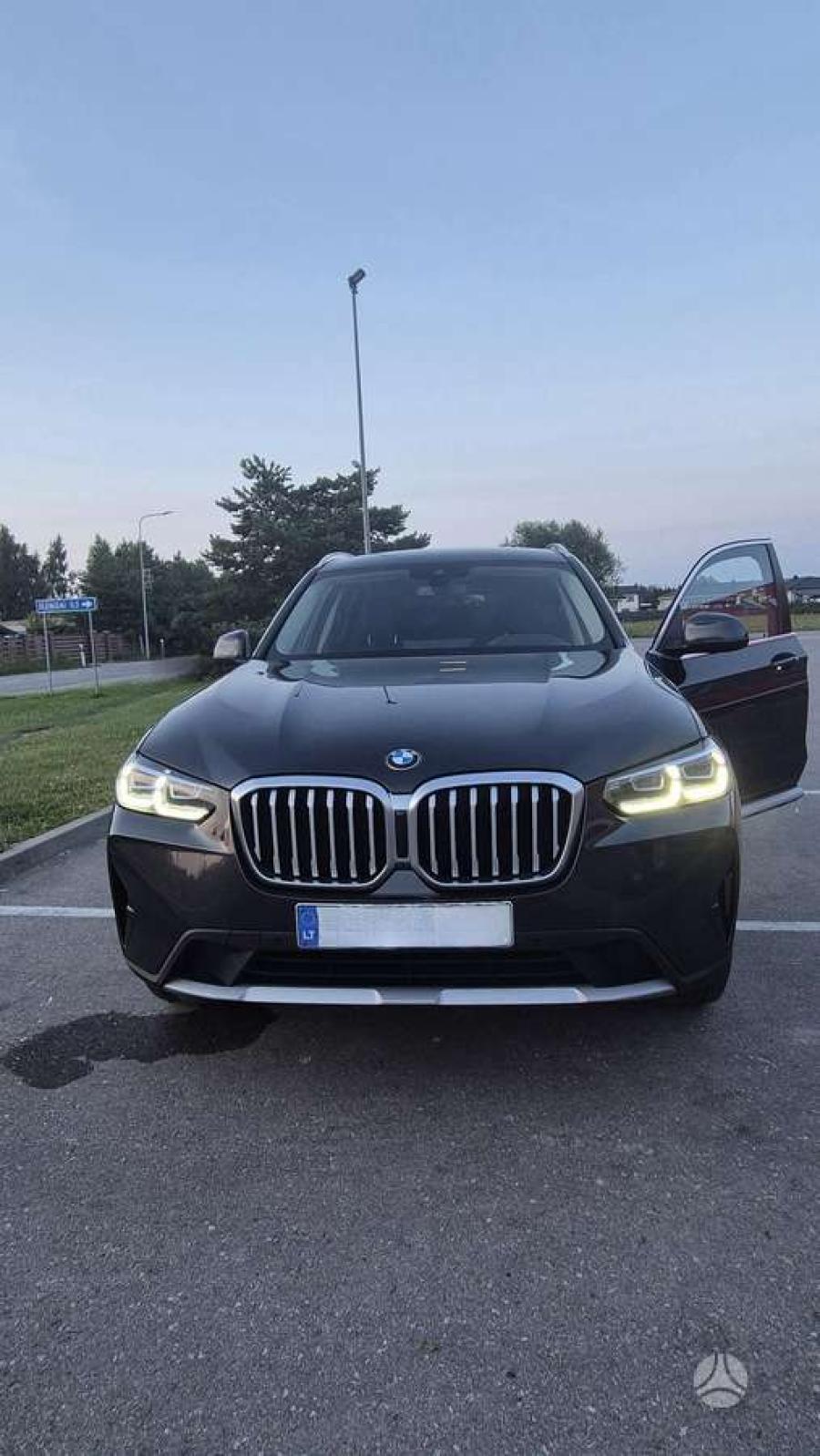 Grey BMW X3 2021 in Klaipeda, with an engine capacity of 1.99 L and mileage of 160 thousand km for 32000 €, photo 4 on AUTOMOTO.COM.LV