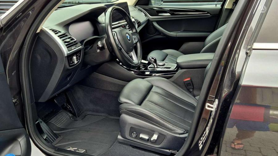 Grey BMW X3 2021 in Klaipeda, with an engine capacity of 1.99 L and mileage of 160 thousand km for 32000 €, photo 6 on AUTOMOTO.COM.LV