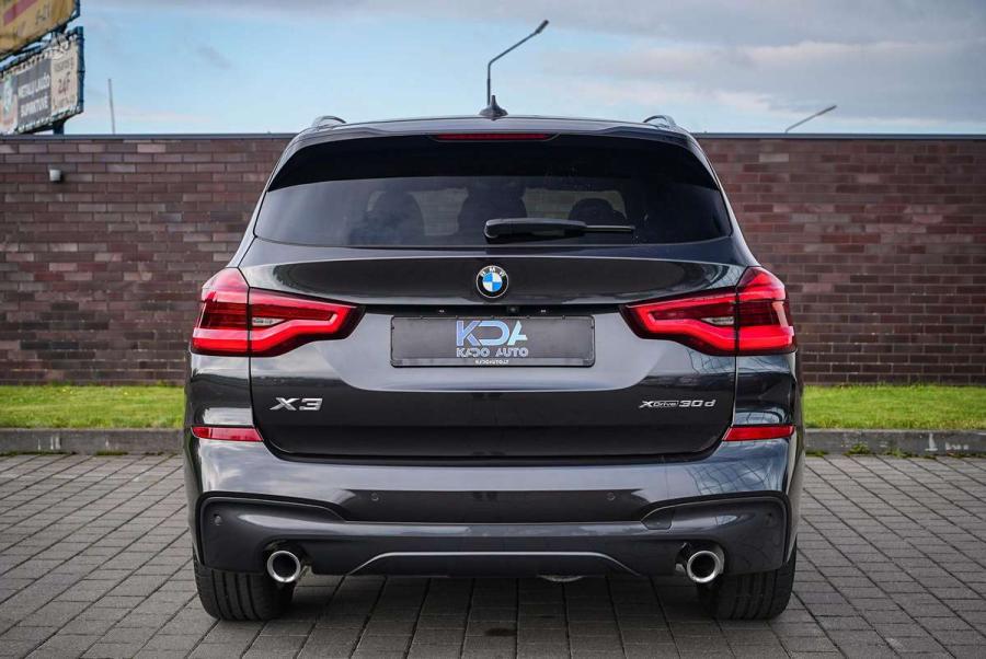 Grey BMW X3 2021 in Marijampole, with an engine capacity of 2.99 L and mileage of 117 thousand km for 31250 €, photo 10 on AUTOMOTO.COM.LV