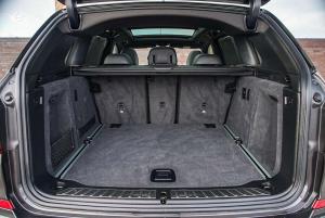 Grey BMW X3 2021 in Marijampole, with an engine capacity of 2.99 L and mileage of 117 thousand km for 31250 €, photo 13 on AUTOMOTO.COM.LV