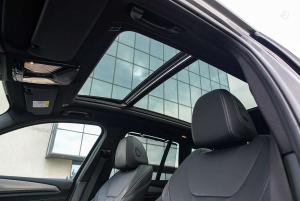 Grey BMW X3 2021 in Marijampole, with an engine capacity of 2.99 L and mileage of 117 thousand km for 31250 €, photo 30 on AUTOMOTO.COM.LV
