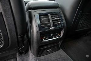 Grey BMW X3 2021 in Marijampole, with an engine capacity of 2.99 L and mileage of 117 thousand km for 31250 €, photo 37 on AUTOMOTO.COM.LV