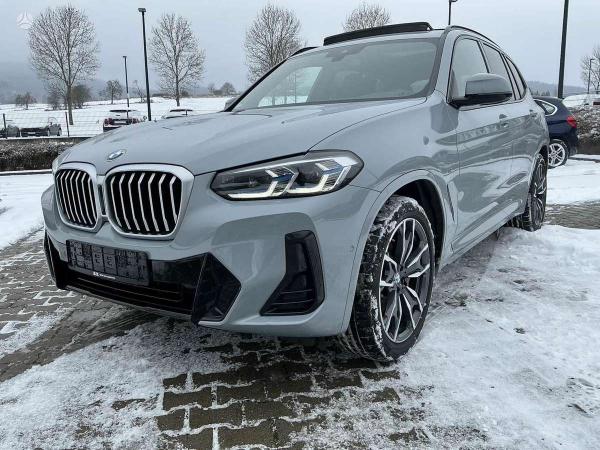 Grey BMW X3 2022 in Vilnius, with an engine capacity of 3.00 L and mileage of 130 thousand km for 42690 €, photo 1 on AUTOMOTO.COM.LV