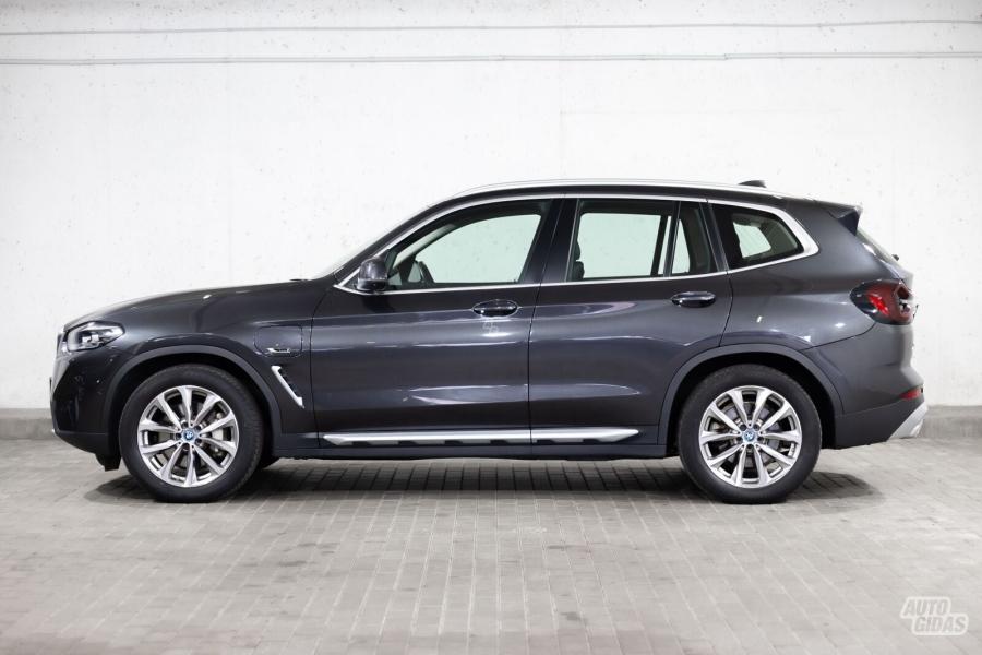 Pelēks BMW X3 2022 Viļņa, ar dzinēja tilpumu 2.00 L un nobraukumu 133 tūkst. km par 35443 €, foto 4 vietnē AUTOMOTO.COM.LV