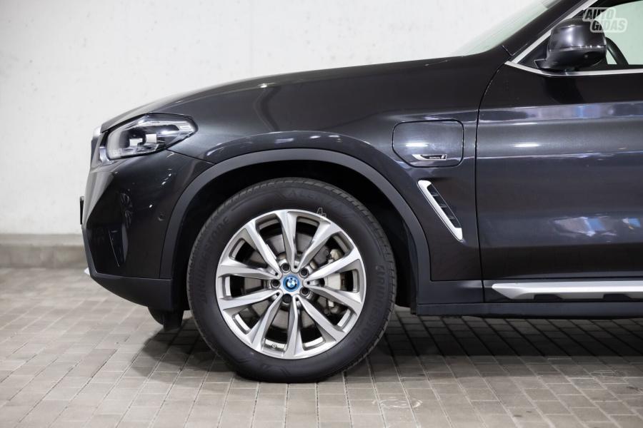 Pelēks BMW X3 2022 Viļņa, ar dzinēja tilpumu 2.00 L un nobraukumu 133 tūkst. km par 35443 €, foto 5 vietnē AUTOMOTO.COM.LV