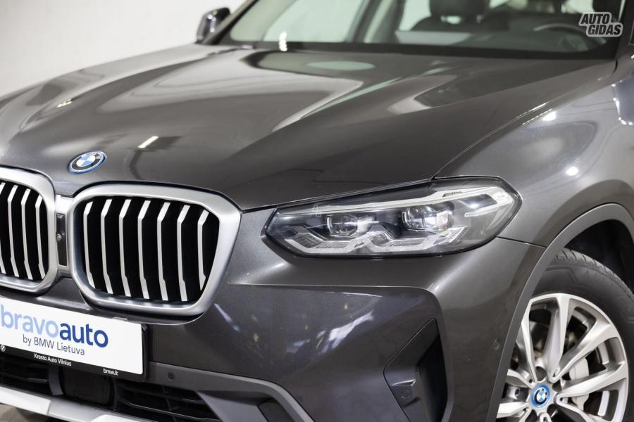 Pelēks BMW X3 2022 Viļņa, ar dzinēja tilpumu 2.00 L un nobraukumu 133 tūkst. km par 35443 €, foto 6 vietnē AUTOMOTO.COM.LV