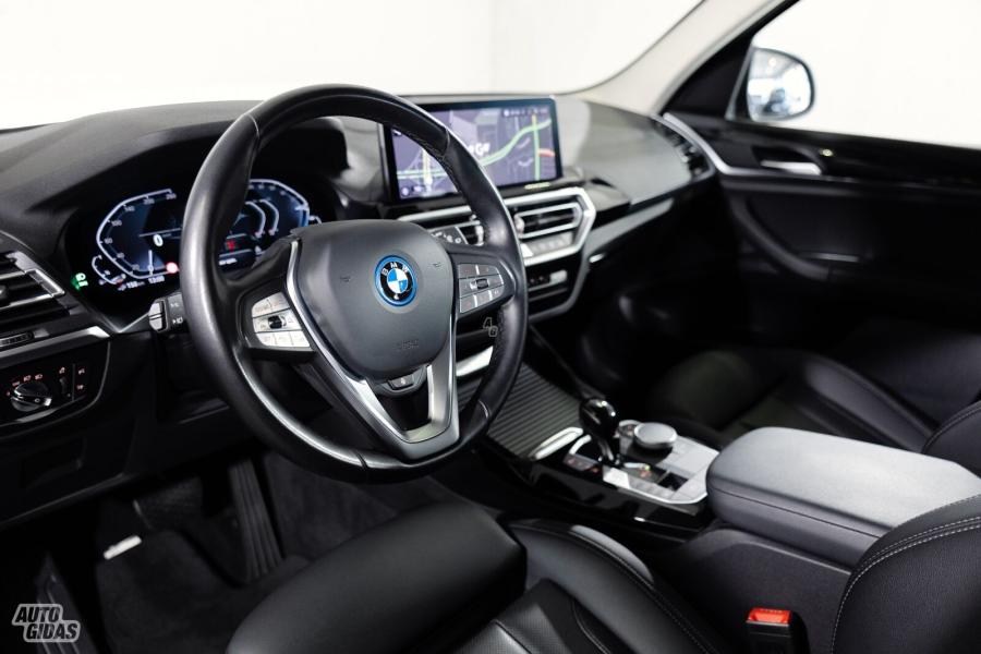 Pelēks BMW X3 2022 Viļņa, ar dzinēja tilpumu 2.00 L un nobraukumu 133 tūkst. km par 35443 €, foto 13 vietnē AUTOMOTO.COM.LV