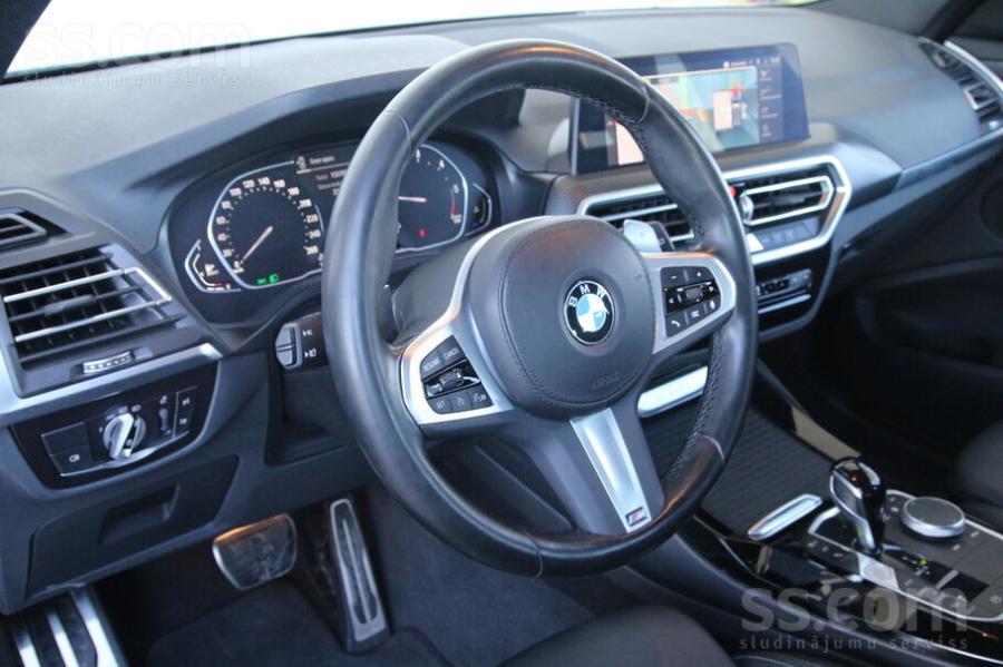 Grey BMW X3 2022 in Riga, with an engine capacity of 3.00 L and mileage of 136 thousand km for 30999 €, photo 10 on AUTOMOTO.COM.LV