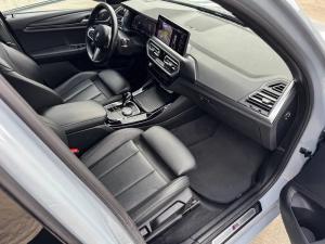 Pelēks BMW X3 2022 Rīga, ar dzinēja tilpumu 3.00 L un nobraukumu 132 tūkst. km par 31000 €, foto 17 vietnē AUTOMOTO.COM.LV