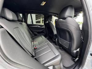 Pelēks BMW X3 2022 Rīga, ar dzinēja tilpumu 3.00 L un nobraukumu 132 tūkst. km par 31000 €, foto 18 vietnē AUTOMOTO.COM.LV
