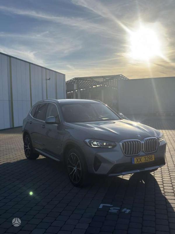 Pelēks BMW X3 2022 Raseiniai, ar dzinēja tilpumu 2.99 L un nobraukumu 39 tūkst. km par 38900 €, foto 3 vietnē AUTOMOTO.COM.LV