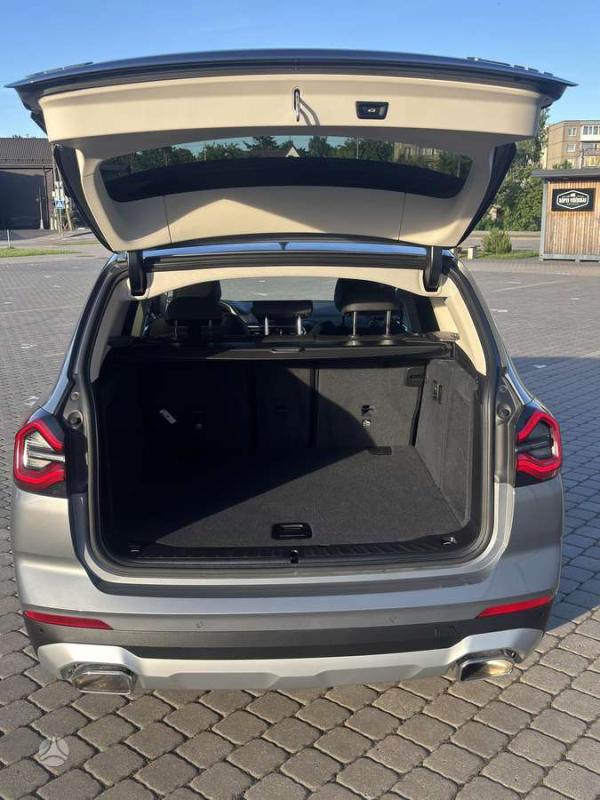 Grey BMW X3 2022 in Raseiniai, with an engine capacity of 2.99 L and mileage of 39 thousand km for 38900 €, photo 6 on AUTOMOTO.COM.LV