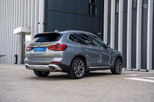 Grey BMW X3 2022 in Vilnius, with an engine capacity of 2.00 L and mileage of 135 thousand km for 33800 €, photo 4 on AUTOMOTO.COM.LV