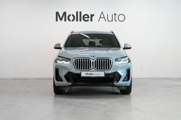 Grey BMW X3 2022 in Vilnius, with an engine capacity of 2.00 L and mileage of 64 thousand km for 38900 €, photo 5 on AUTOMOTO.COM.LV