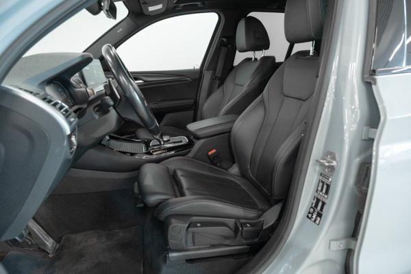 Grey BMW X3 2022 in Vilnius, with an engine capacity of 2.00 L and mileage of 64 thousand km for 38900 €, photo 7 on AUTOMOTO.COM.LV