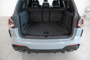 Grey BMW X3 2022 in Vilnius, with an engine capacity of 2.00 L and mileage of 64 thousand km for 38900 €, photo 21 on AUTOMOTO.COM.LV