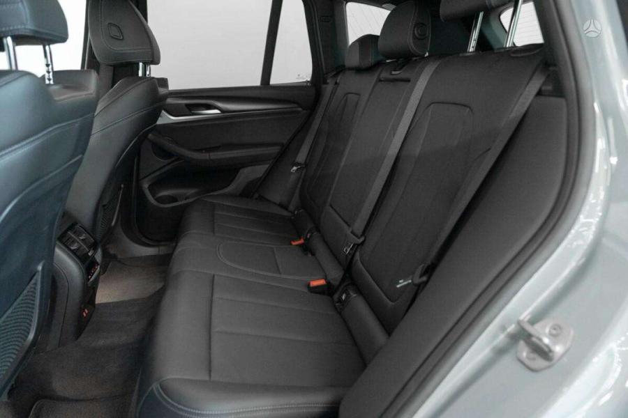 Pelēks BMW X3 2022 Viļņa, ar dzinēja tilpumu 2.00 L un nobraukumu 64 tūkst. km par 38900 €, foto 20 vietnē AUTOMOTO.COM.LV