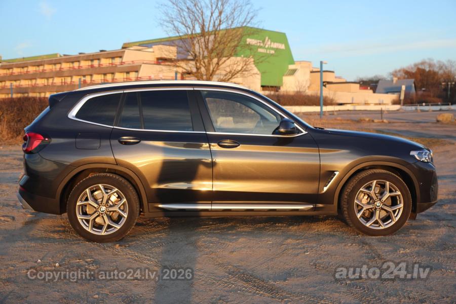 Pelēks BMW X3 2022 Tallina, ar dzinēja tilpumu 3.00 L un nobraukumu 60 tūkst. km par 45000 €, foto 9 vietnē AUTOMOTO.COM.LV