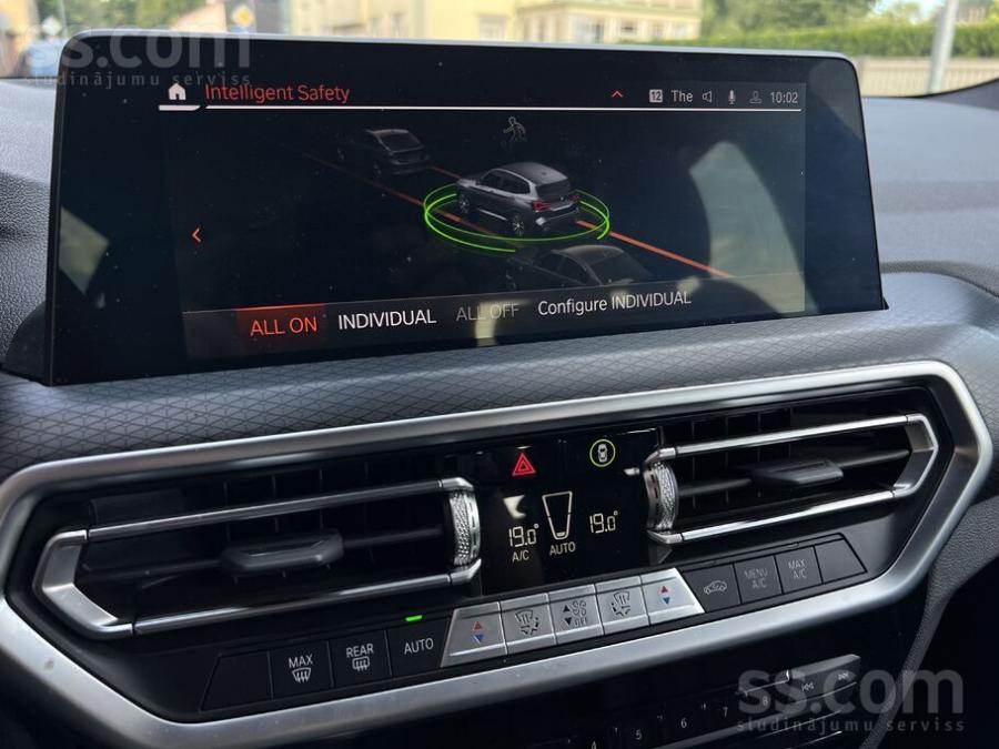Pelēks BMW X3 2022 Rīga, ar dzinēja tilpumu 3.00 L un nobraukumu 136 tūkst. km par 30900 €, foto 21 vietnē AUTOMOTO.COM.LV