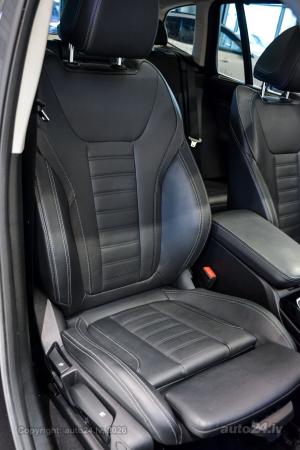 Pelēks BMW X3 2022 Tallina, ar dzinēja tilpumu 3.00 L un nobraukumu 61 tūkst. km par 44500 €, foto 17 vietnē AUTOMOTO.COM.LV