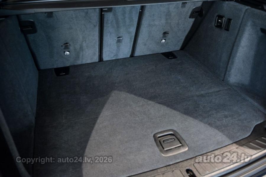 Pelēks BMW X3 2022 Tallina, ar dzinēja tilpumu 3.00 L un nobraukumu 61 tūkst. km par 44500 €, foto 20 vietnē AUTOMOTO.COM.LV