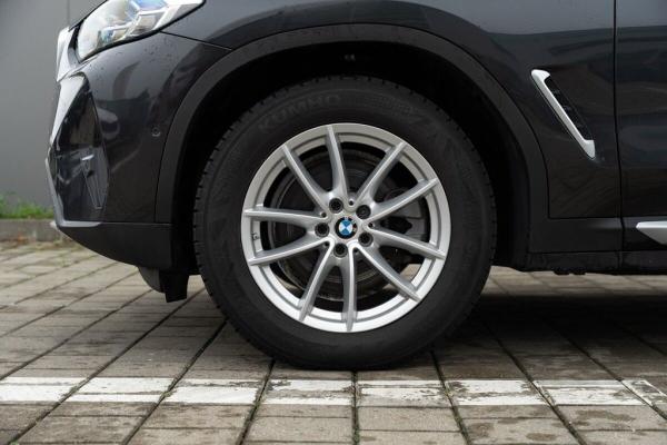 Pelēks BMW X3 2022 Viļņa, ar dzinēja tilpumu 2.00 L un nobraukumu 98 tūkst. km par 32500 €, foto 5 vietnē AUTOMOTO.COM.LV