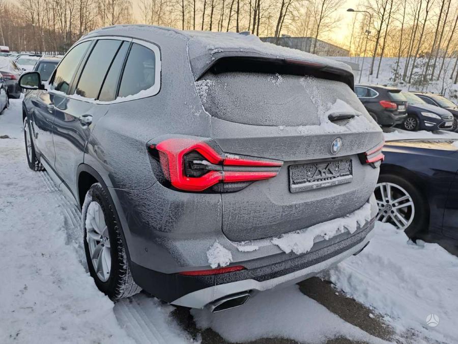 Grey BMW X3 2023 in Kaunas, with an engine capacity of 2.00 L and mileage of 243 thousand km for 27800 €, photo 17 on AUTOMOTO.COM.LV
