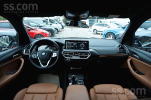 Grey BMW X3 2023 in Riga, with an engine capacity of 2.00 L and mileage of 112 thousand km for 34990 €, photo 8 on AUTOMOTO.COM.LV