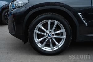 Grey BMW X3 2023 in Riga, with an engine capacity of 2.00 L and mileage of 112 thousand km for 34990 €, photo 36 on AUTOMOTO.COM.LV