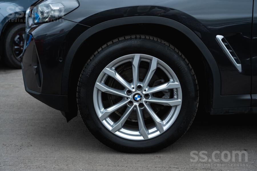 Grey BMW X3 2023 in Riga, with an engine capacity of 2.00 L and mileage of 112 thousand km for 34990 €, photo 36 on AUTOMOTO.COM.LV
