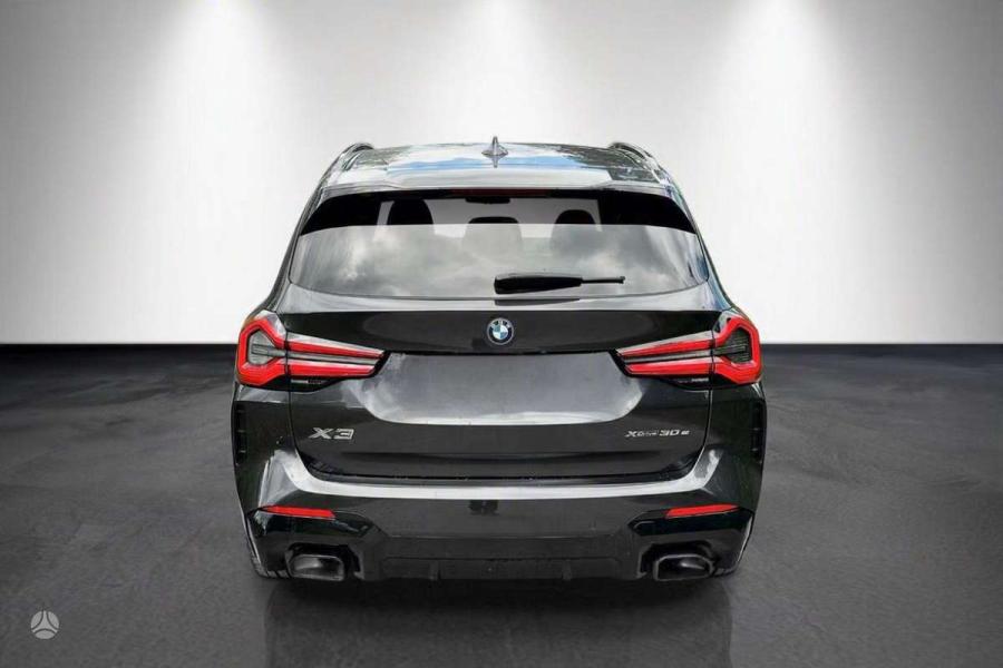 Grey BMW X3 2023 in Vilnius, with an engine capacity of 0.00 L and mileage of 138 thousand km for 37000 €, photo 5 on AUTOMOTO.COM.LV