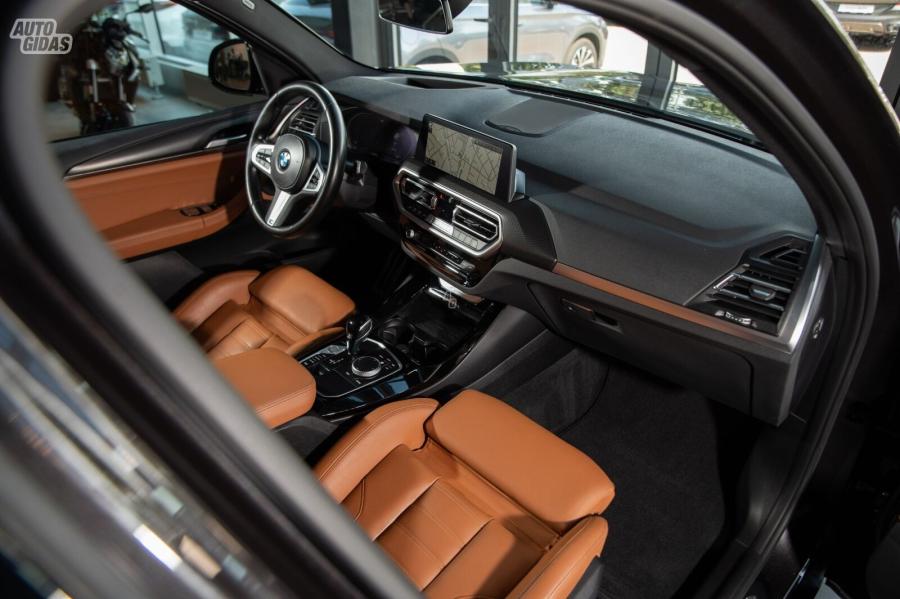 Grey BMW X3 2023 in Kaunas, with an engine capacity of 2.00 L and mileage of 126 thousand km for 39771 €, photo 21 on AUTOMOTO.COM.LV