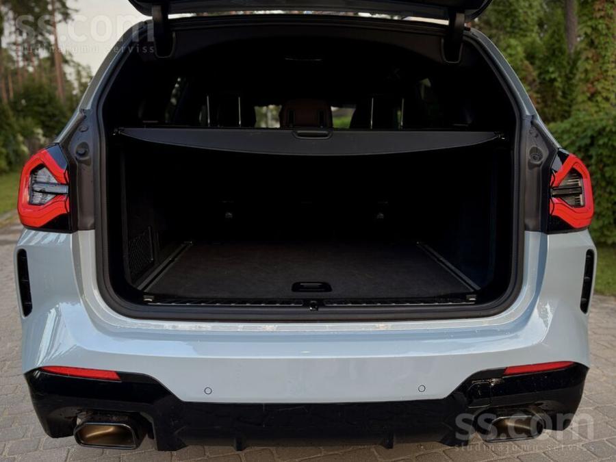 Grey BMW X3 2023 in Riga, with an engine capacity of 2.00 L and mileage of 159 thousand km for 34850 €, photo 5 on AUTOMOTO.COM.LV