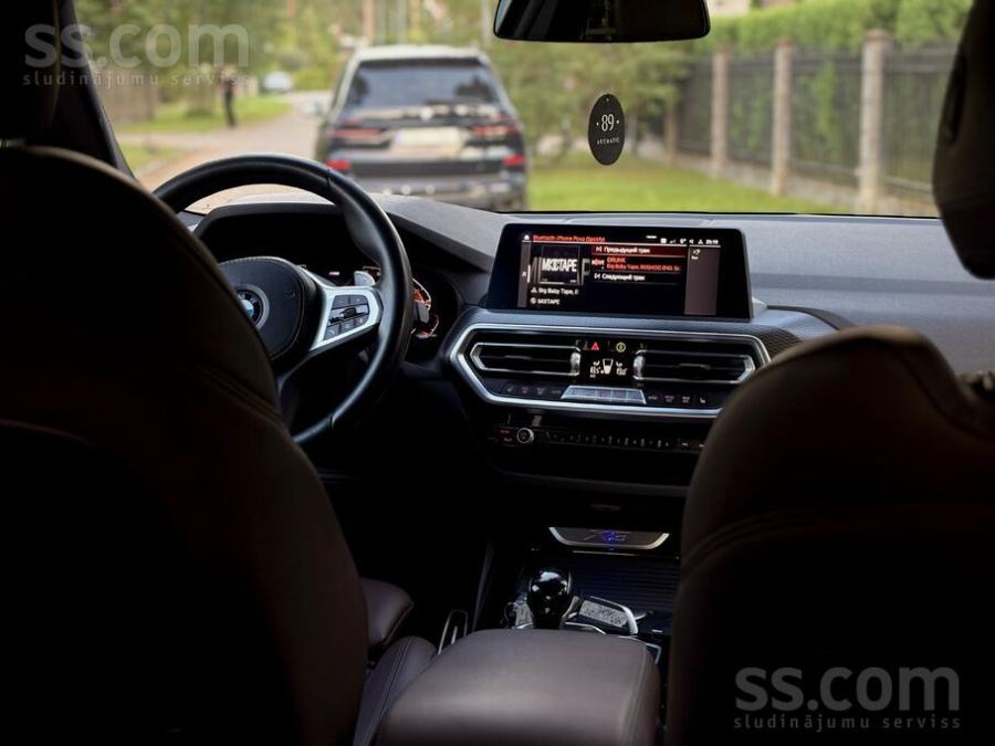 Grey BMW X3 2023 in Riga, with an engine capacity of 2.00 L and mileage of 159 thousand km for 34850 €, photo 7 on AUTOMOTO.COM.LV
