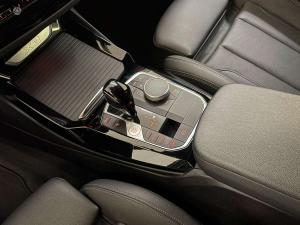 Pelēks BMW X3 2023 Marijampole, ar dzinēja tilpumu 2.00 L un nobraukumu 209 tūkst. km par 31999 €, foto 10 vietnē AUTOMOTO.COM.LV
