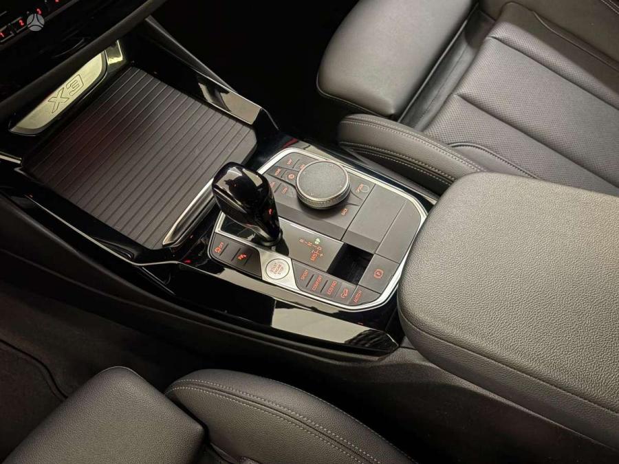 Pelēks BMW X3 2023 Marijampole, ar dzinēja tilpumu 2.00 L un nobraukumu 209 tūkst. km par 31999 €, foto 10 vietnē AUTOMOTO.COM.LV